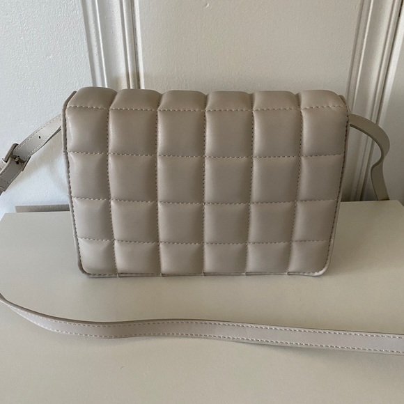 H&M | Bags | Padded Crossbody Bag | Poshmark